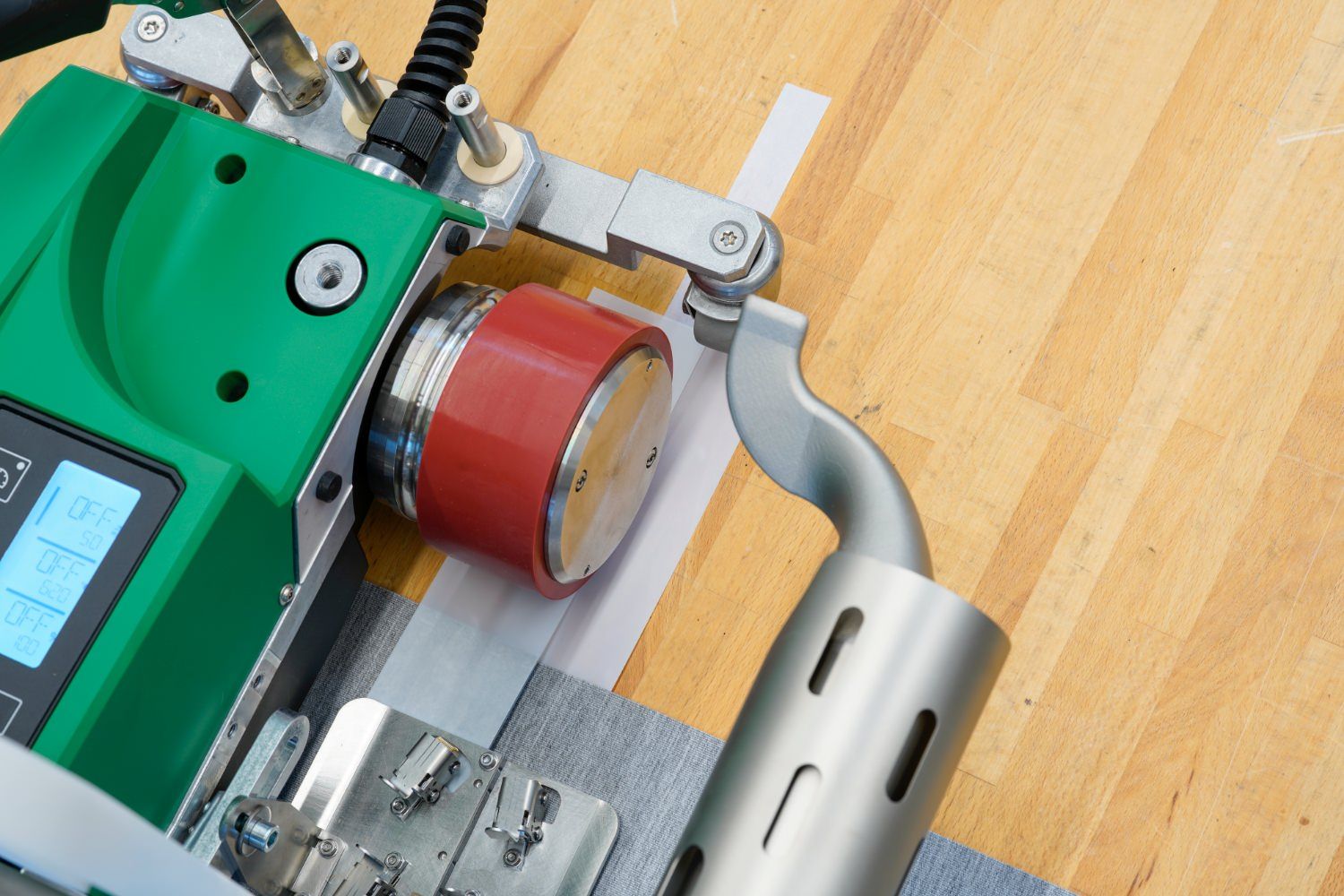 Welwyn Tool Group Leister UNIPLAN 300 Thermal Bonding Kits for Hem ...