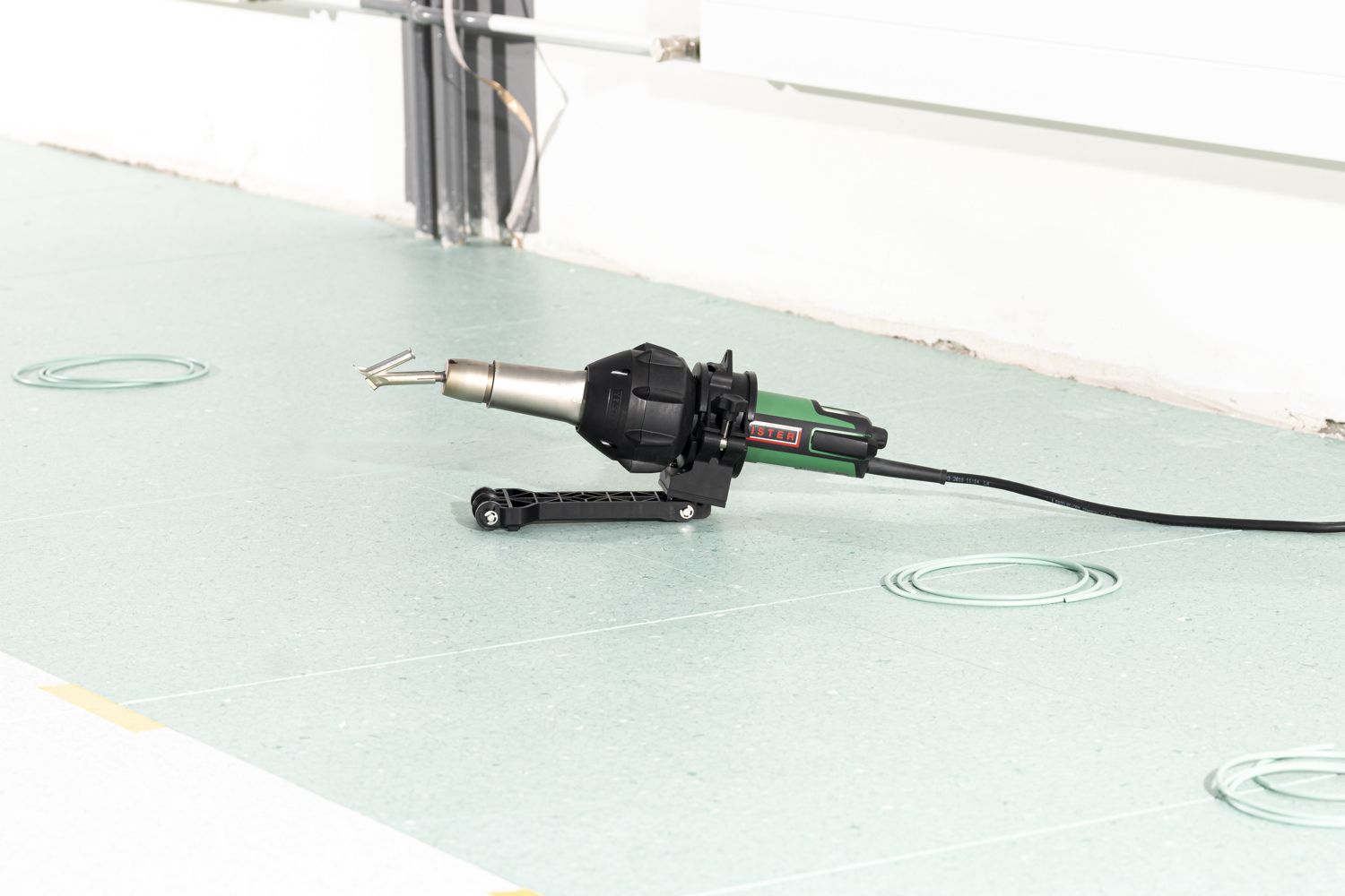 Welwyn Tool Group Leister EASYFLOOR 173.478 vinyl floor welding roller ...